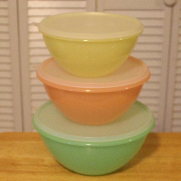 Tupperware | Kitchen | Vintage Tupperware 3 Bowl Set Xyz Pastels | Poshmark